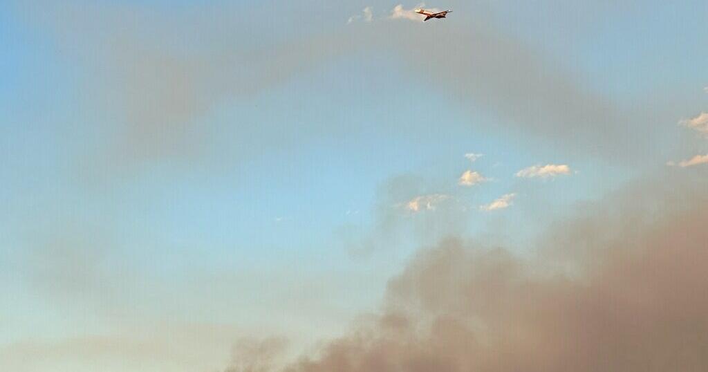Aircraft Dropping Slurry | | riograndesun.com