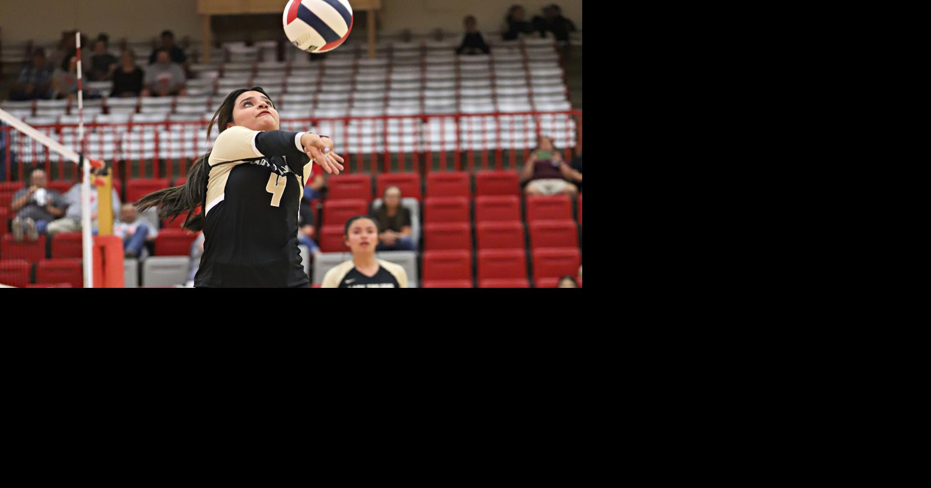 Renee Torrez Retakes the Helm at Mesa Vista | Sports | riograndesun.com