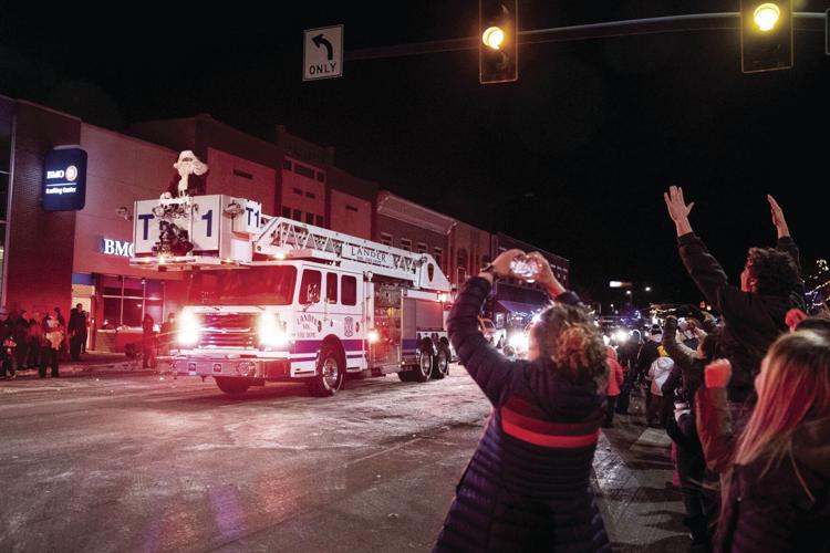 Light Up Lander Parade 2023 | Lander Journal | rivertonranger.com