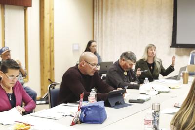 Split vote sticks to status quo | News | rivertonranger.com