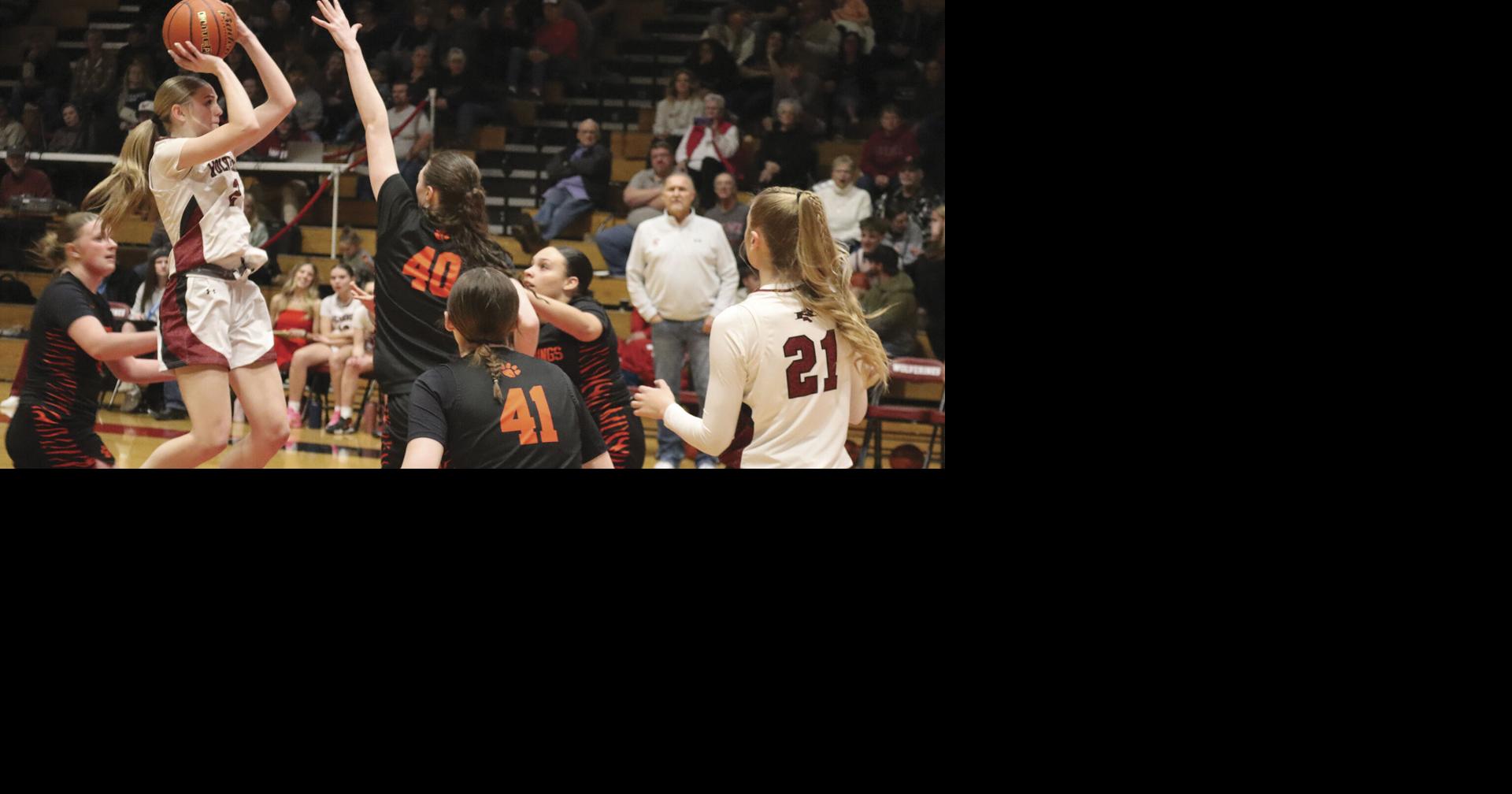 Riverton squads split with Tigers | Sports | rivertonranger.com