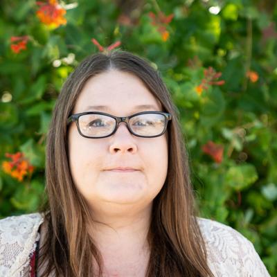 Sarah Elmquist Squires | Staff | rivertonranger.com