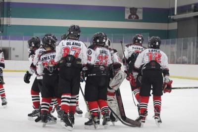 Riverton hockey still strong, optimistic despite no ice | Sports ...