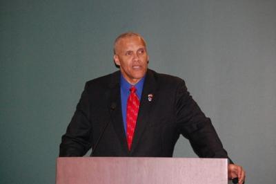 Veteran outlines great leadership qualities for chamber | Local News ...