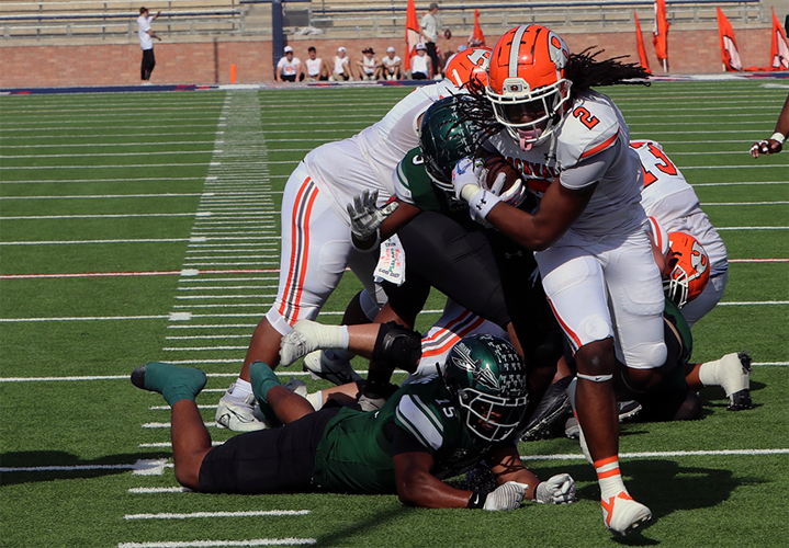 Jackets advance to regional semifinals with 46-43 win over Waxahachie ...