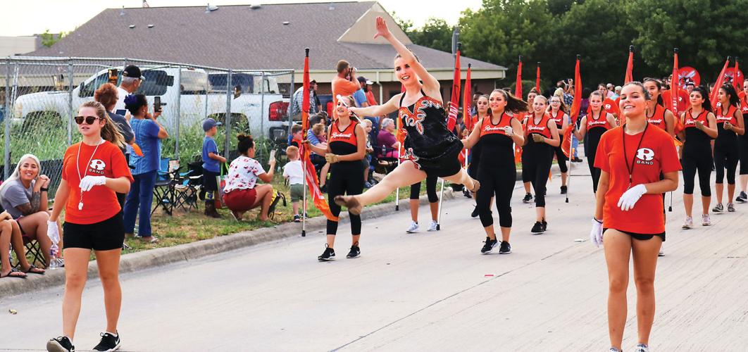 Yellowjackets' homecoming | News | rockwallheraldbanner.com