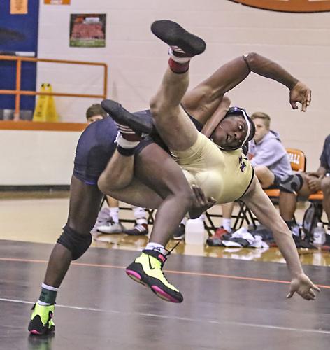 RIVALRY WEEK PHOTOS: RHS vs. R-HHS in wrestling, girls basketball ...