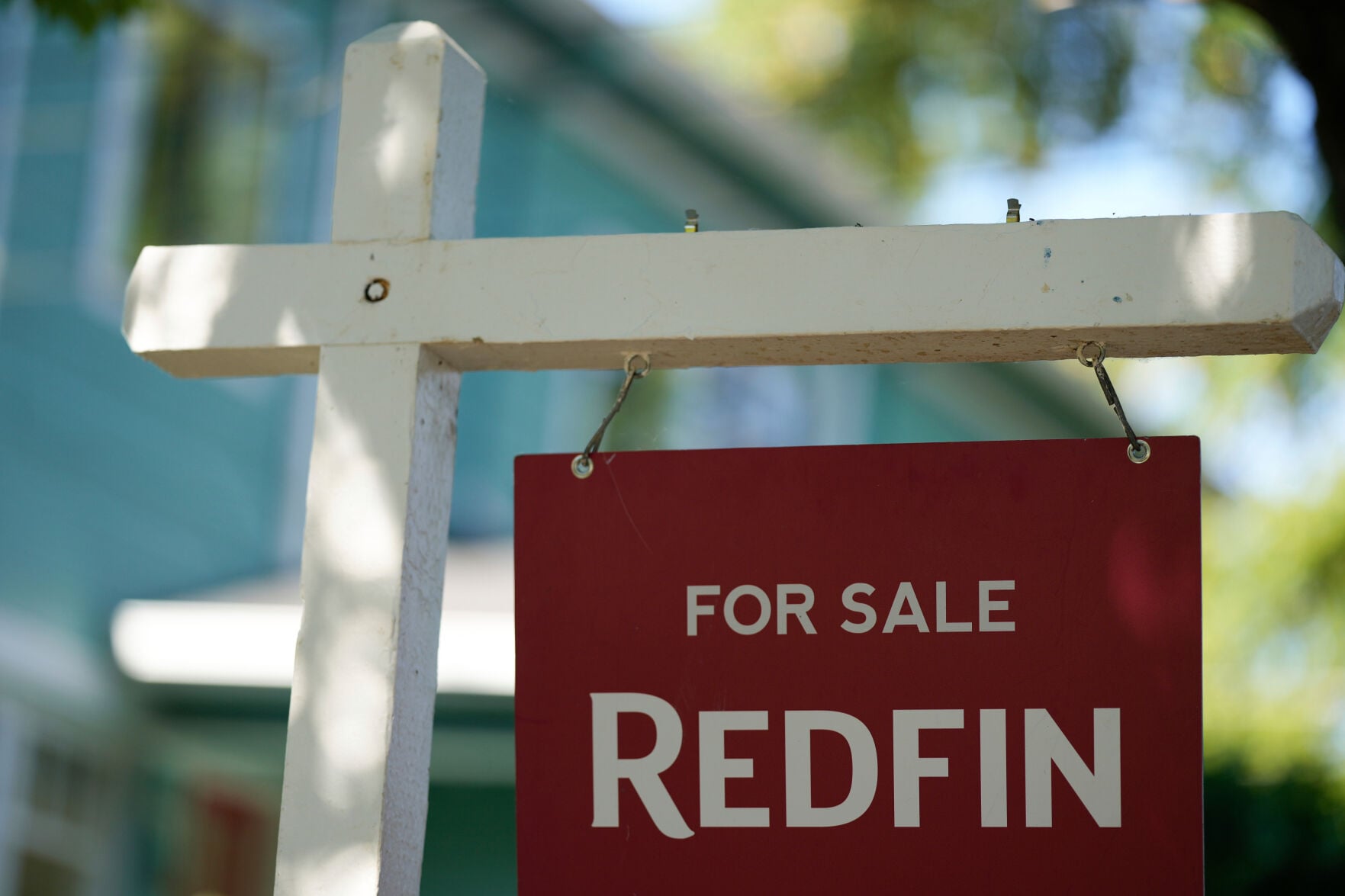 Low mortgage rates are ‘golden handcuffs’ for some | Business ...