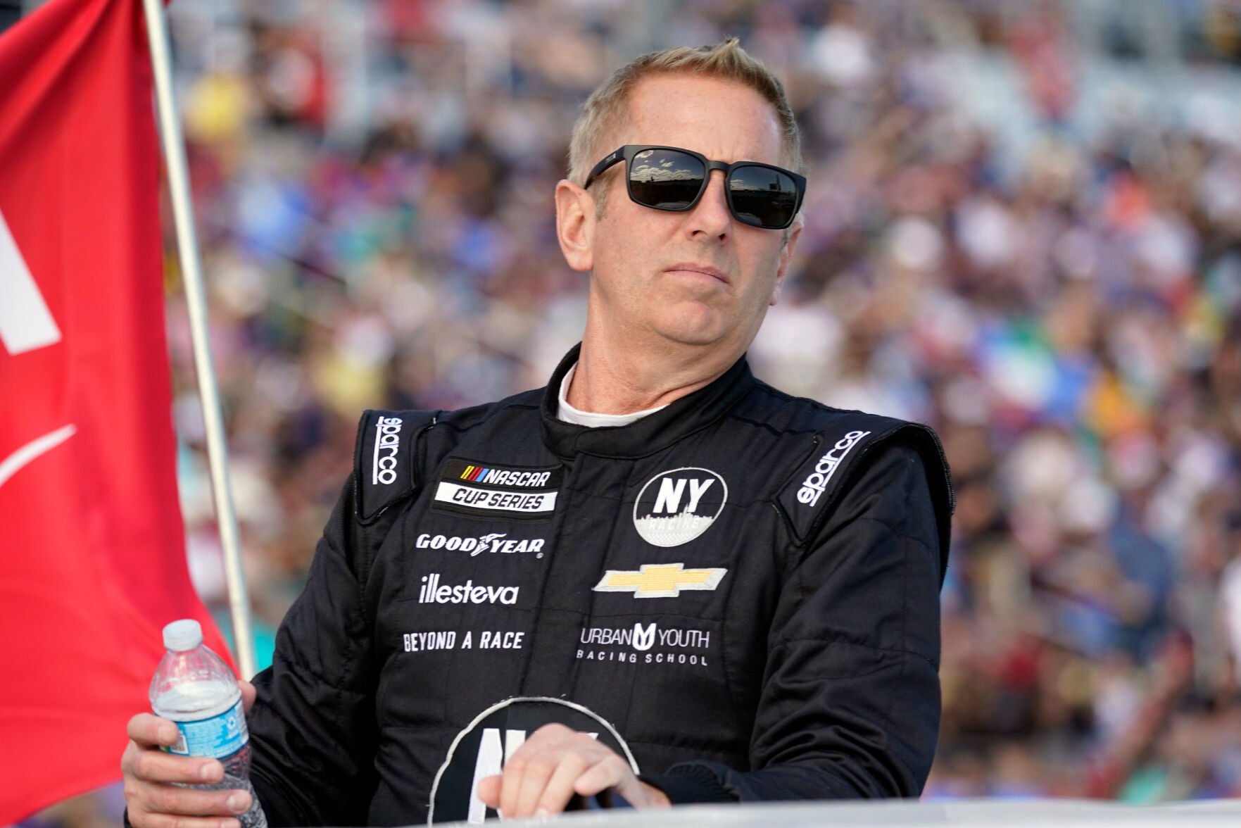 NASCAR's Greg Biffle wasn't flying his plane before crash that killed ...
