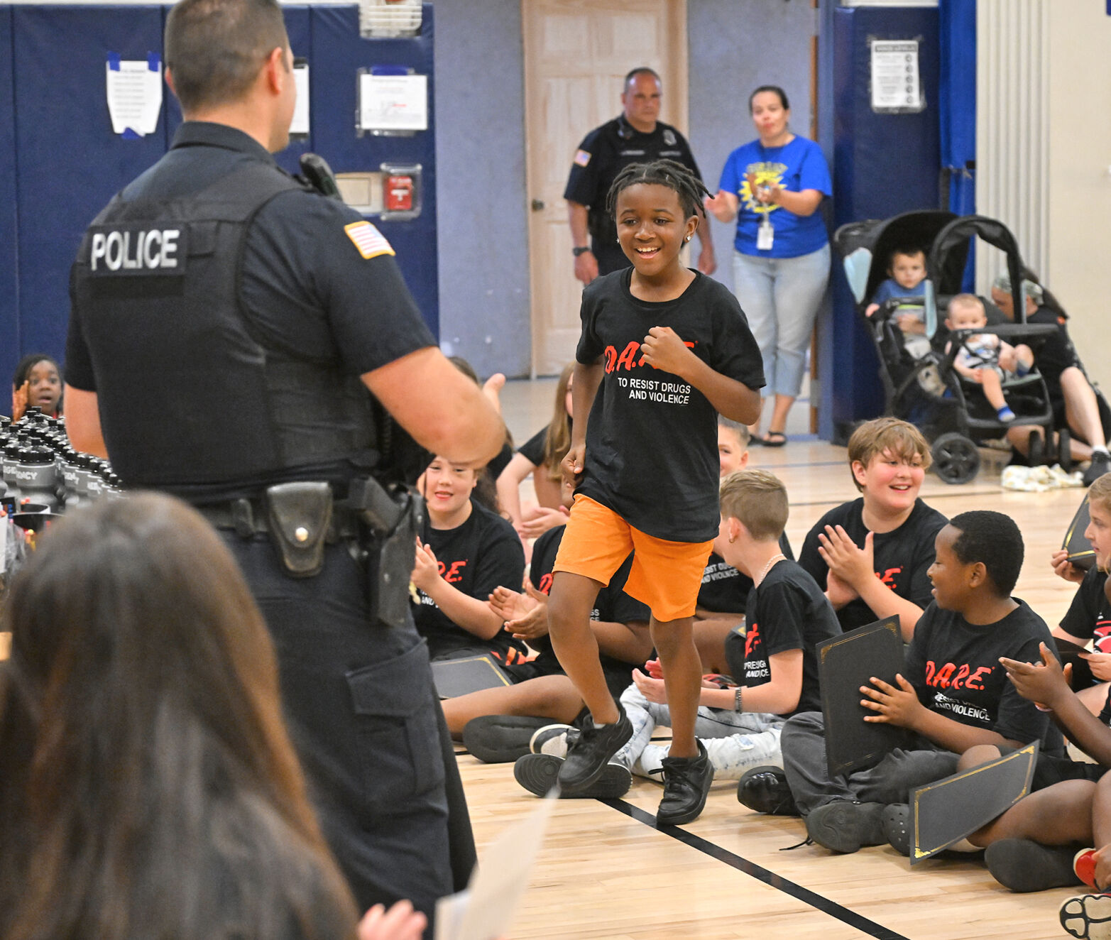 D.A.R.E. GALLERY: Bellamy Elementary graduates 73 fifth graders from ...