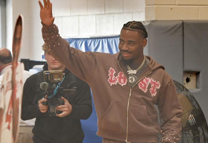 Mike Washington Jr. returns to Utica ahead of NFL draft | Sports ...