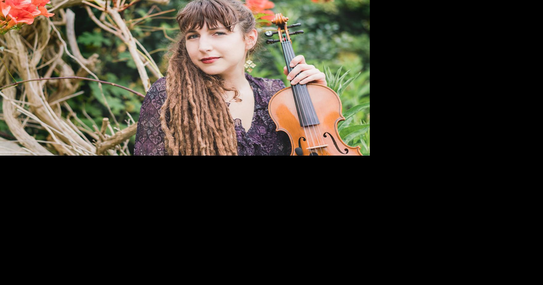 Folksinging fiddler Emerald Rae performs at H.A.R.P. Museum ...