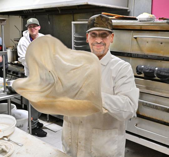 Customers help Sinatra's Pizzeria grow from Rome to Oneida | Ap ...