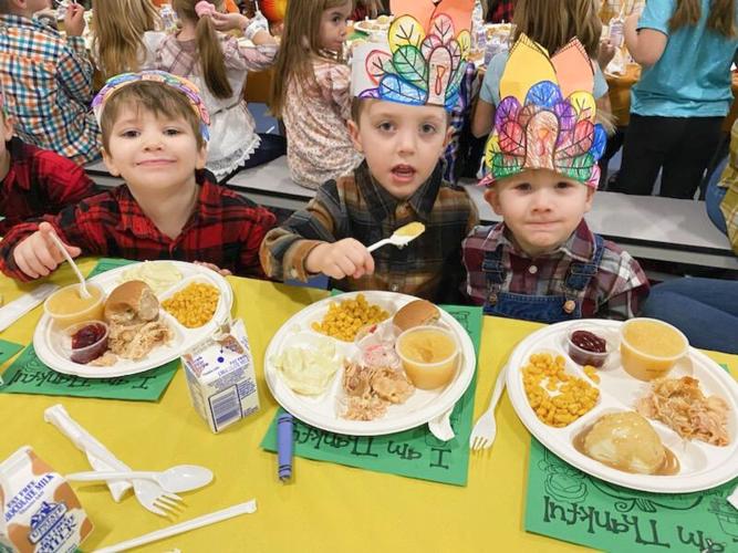 Vernon elementary students enjoy Friendship Feast in flannel | Oneida ...