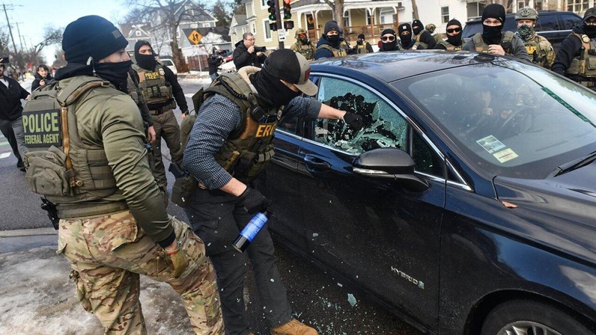 Before ICE shooting, immigration agents repeatedly used deadly force ...