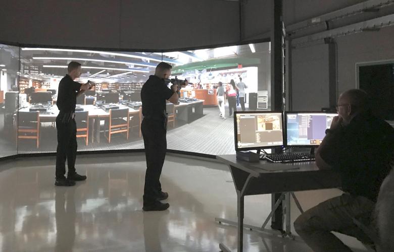 Virtual simulator teaches cop cadets how to respond to crisis ...