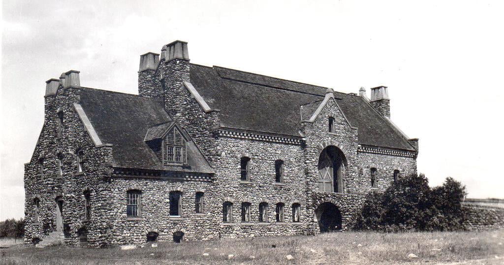 Stone Barn Castle now movie star’s mansion | Culture | romesentinel.com