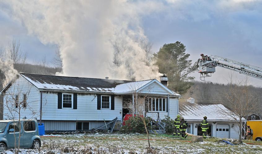 Blaze engulfs Holland Patent home | News | romesentinel.com