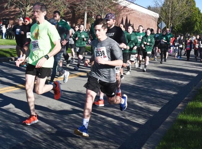 Runners get nice conditions for Ted Moore Run/Walk in Utica | Sports ...