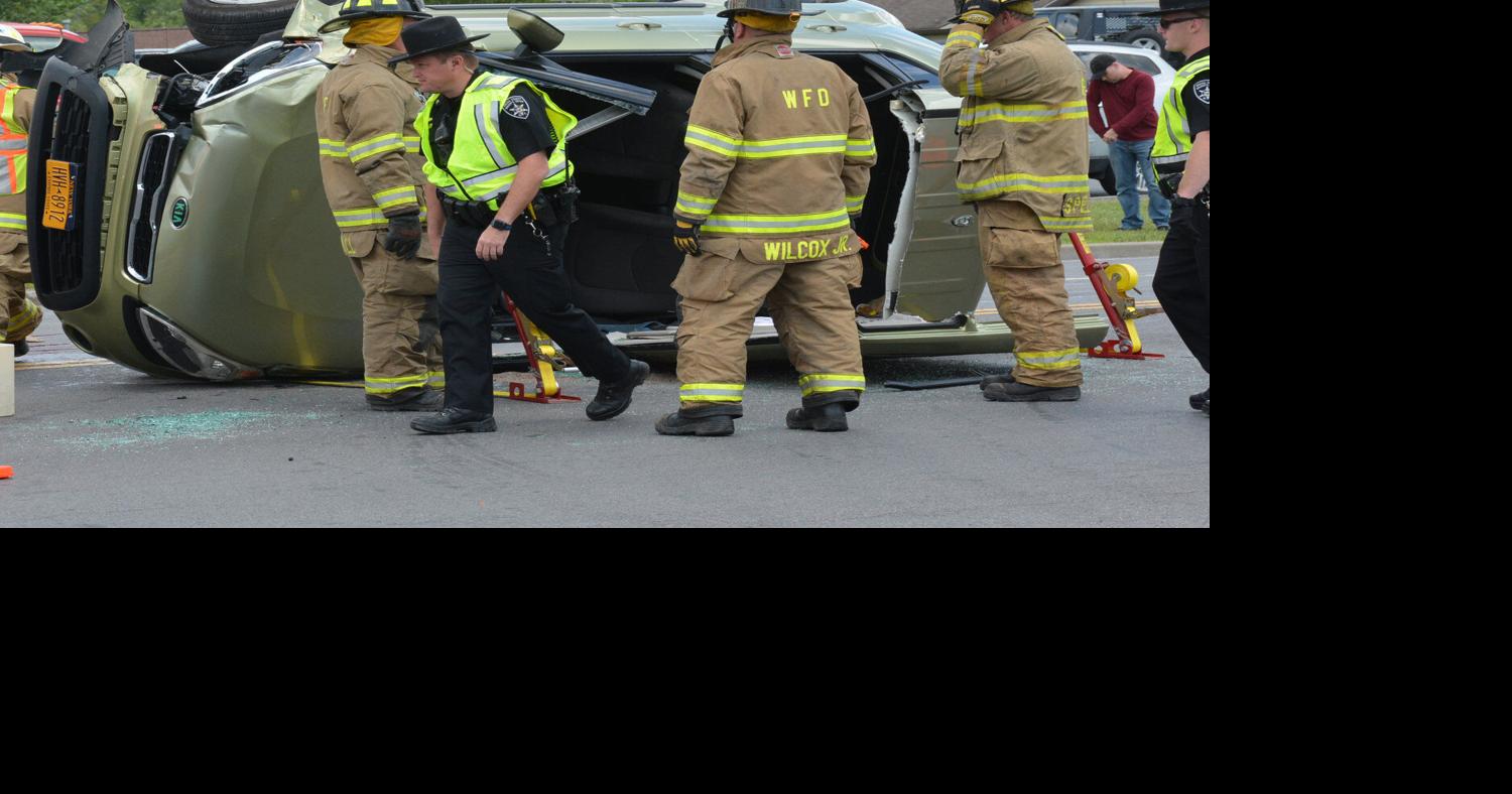 Crash sends three to hospital | Public Safety | romesentinel.com