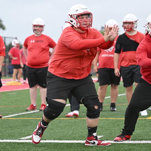 VVS football want to keep momentum of late-season wins | Sports ...