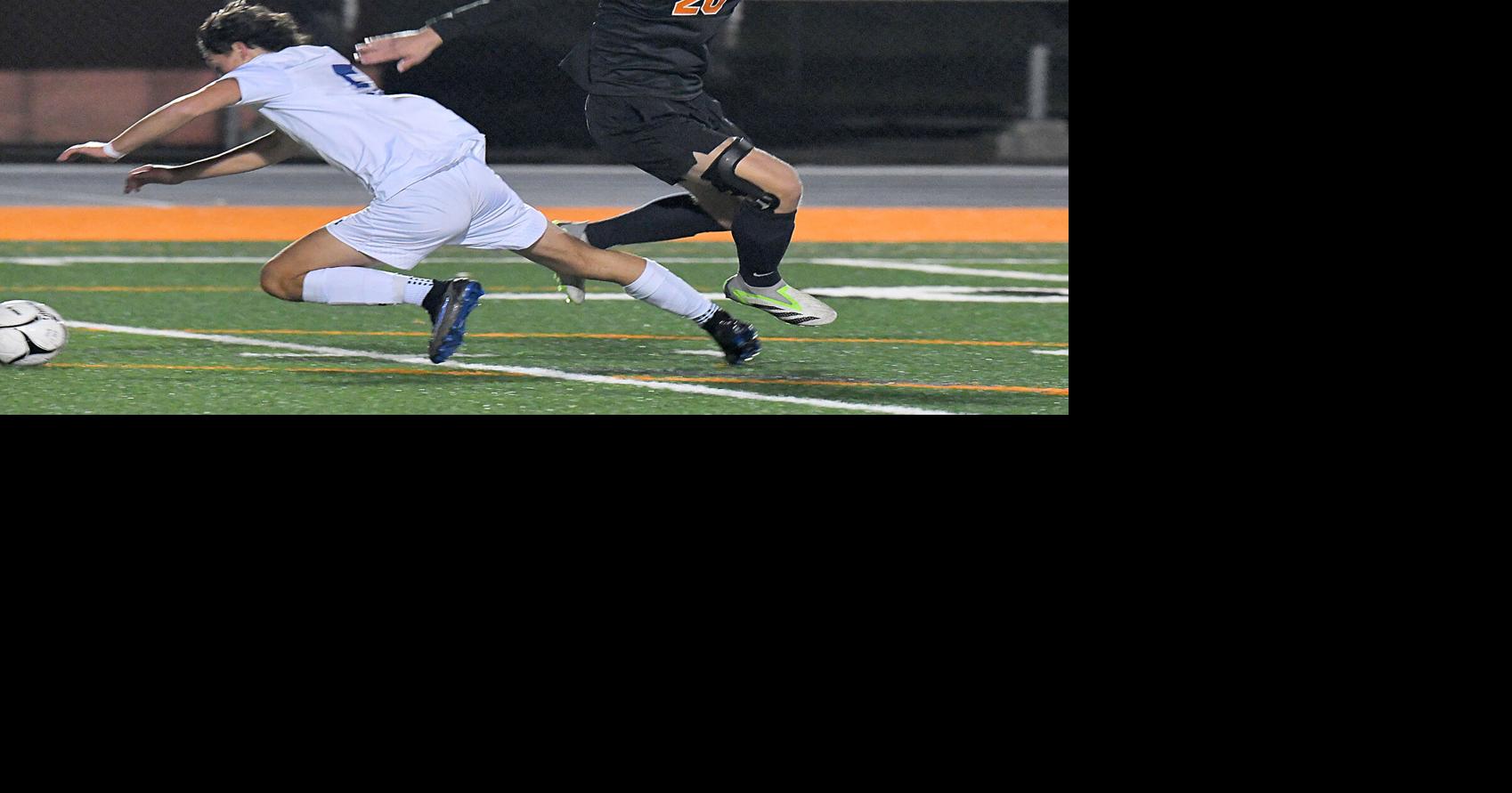 HIGH SCHOOL ROUNDUP: Wilcox lifts RFA over Whitesboro on Senior Night ...