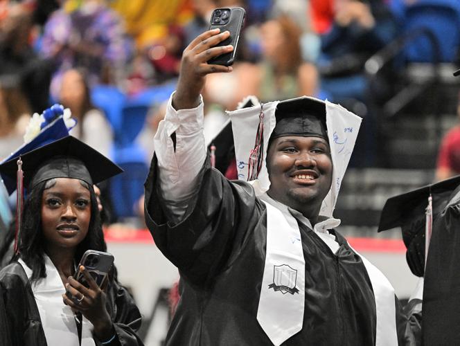 604 turn tassels at Thomas R. Proctor High School | | romesentinel.com