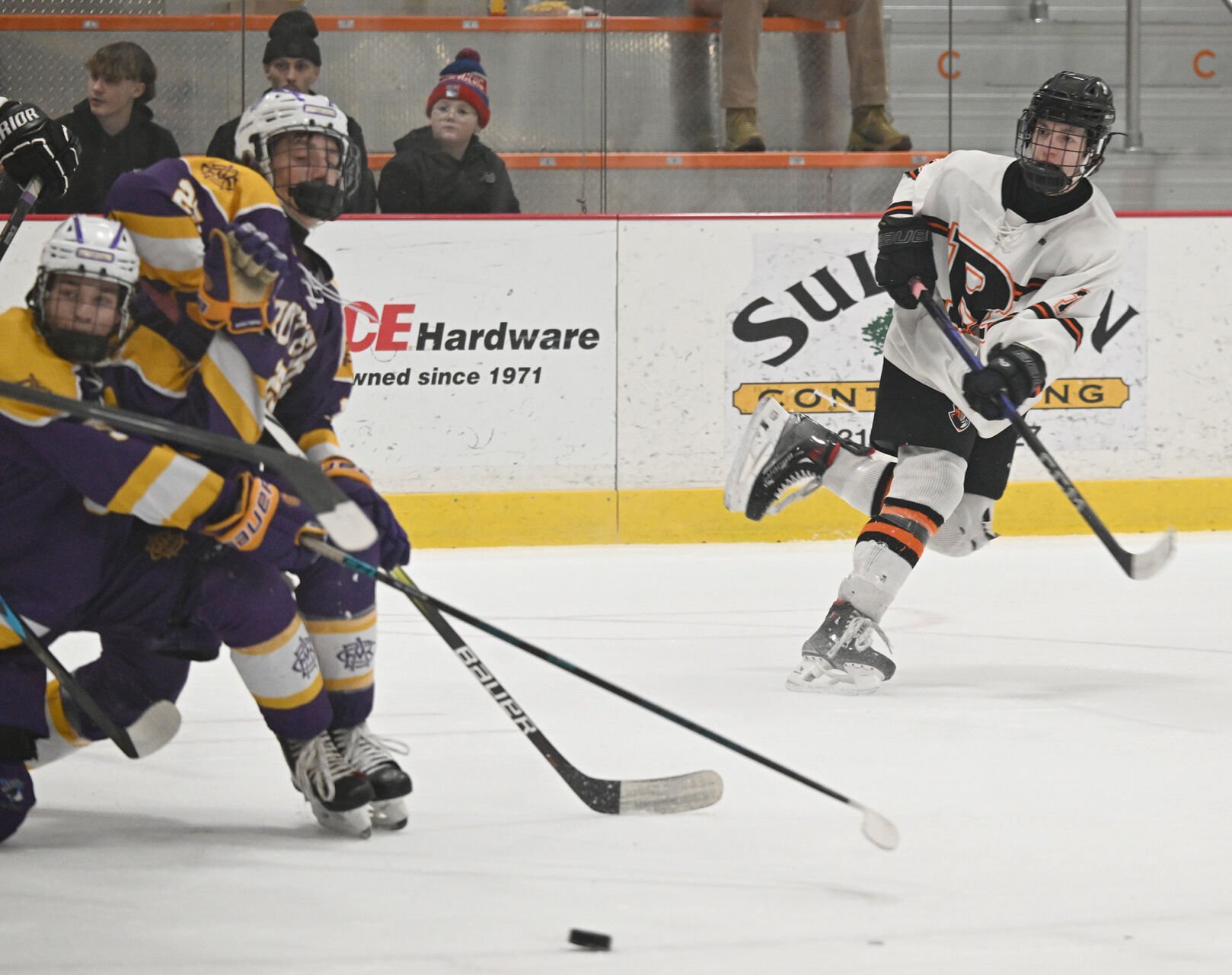 RFA hockey wins 3-2 to remain in contention for top seed | High School ...