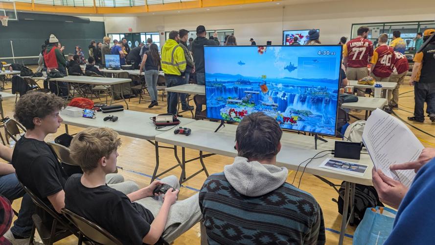 Area students complete in Herkimer Esports Invitational | Entertainment ...