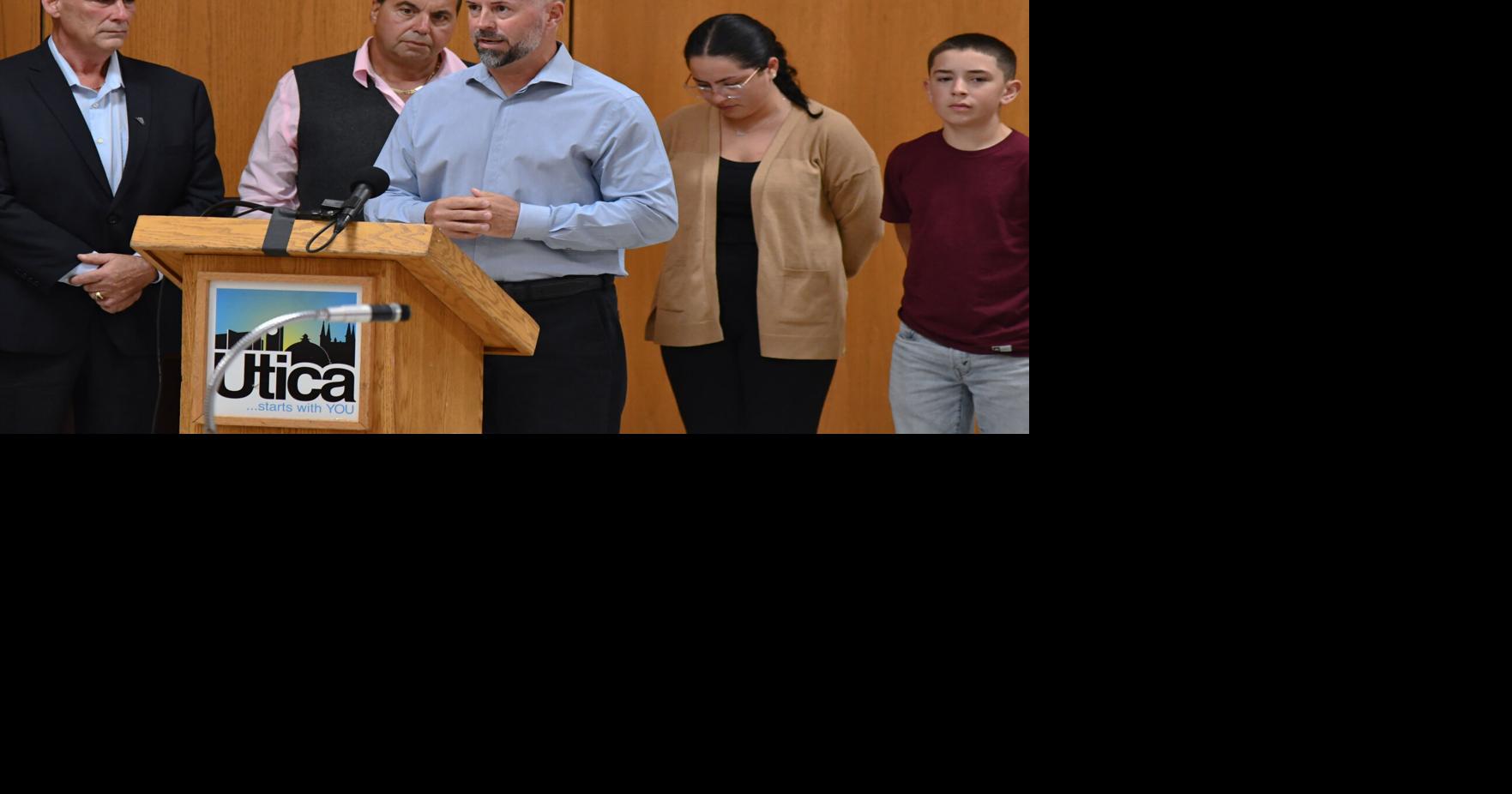 Council honors security guard for heroic actions | News | romesentinel.com