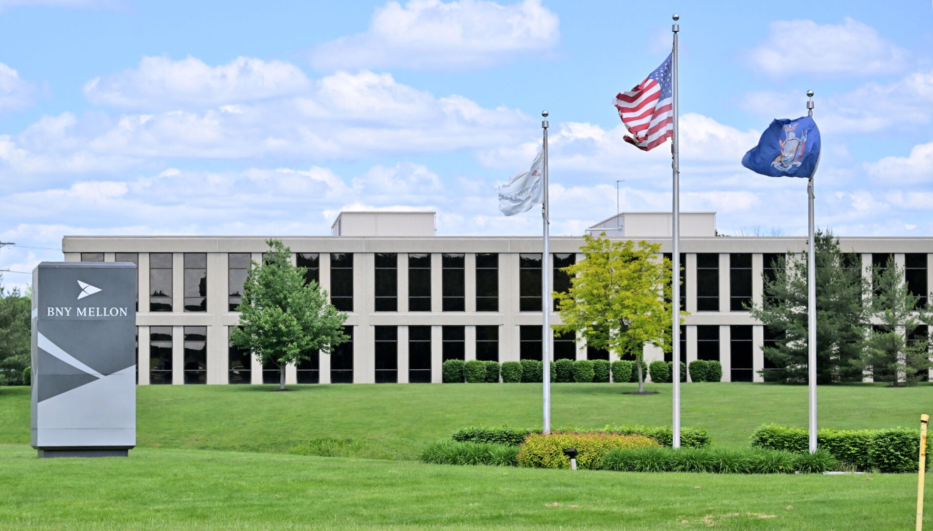 BNY Mellon closes Oriskany location, transitions employees to remote ...