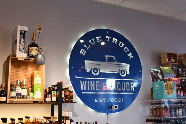 Utica liquor store has champagne picks for New Year's Eve celebrations ...