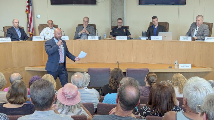 Citizens pepper Rome Mayor Lanigan with questions at first town hall ...