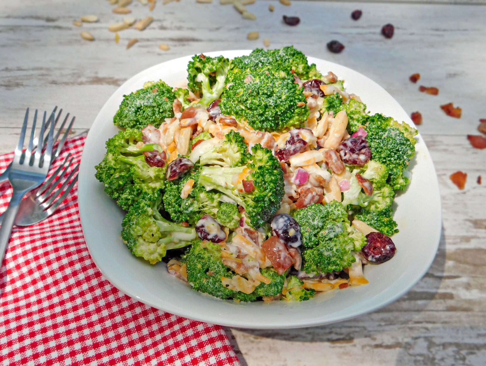 HARRIED HOUSEWIFE: Tried-and-true summer side dish | Columns ...