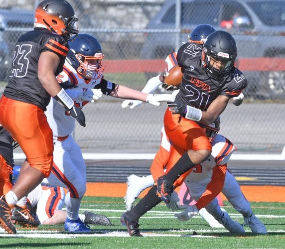 RFA edged by ES-M in football season-opener | Sports | romesentinel.com