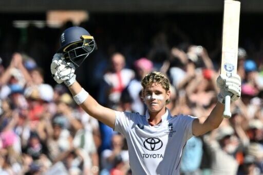 Bethell slams maiden century to give England glimmer in final Ashes ...