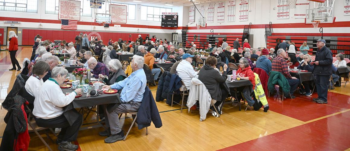 VVS senior holiday breakfast draws record crowd | News | romesentinel.com