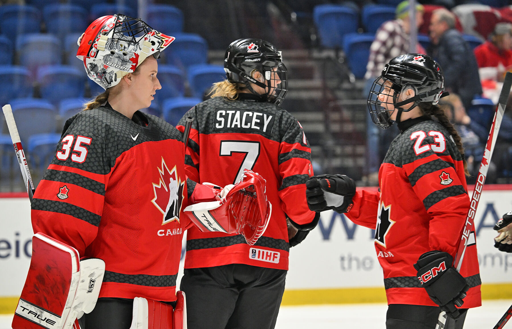 A glimpse of the Women's World Hockey Championship on and off the ice ...