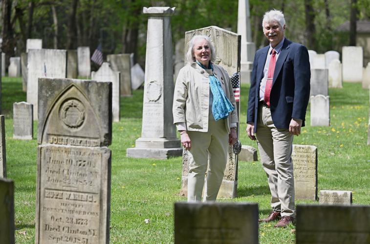 Clinton raises funds Revolutionary War veteran headstones at historic ...