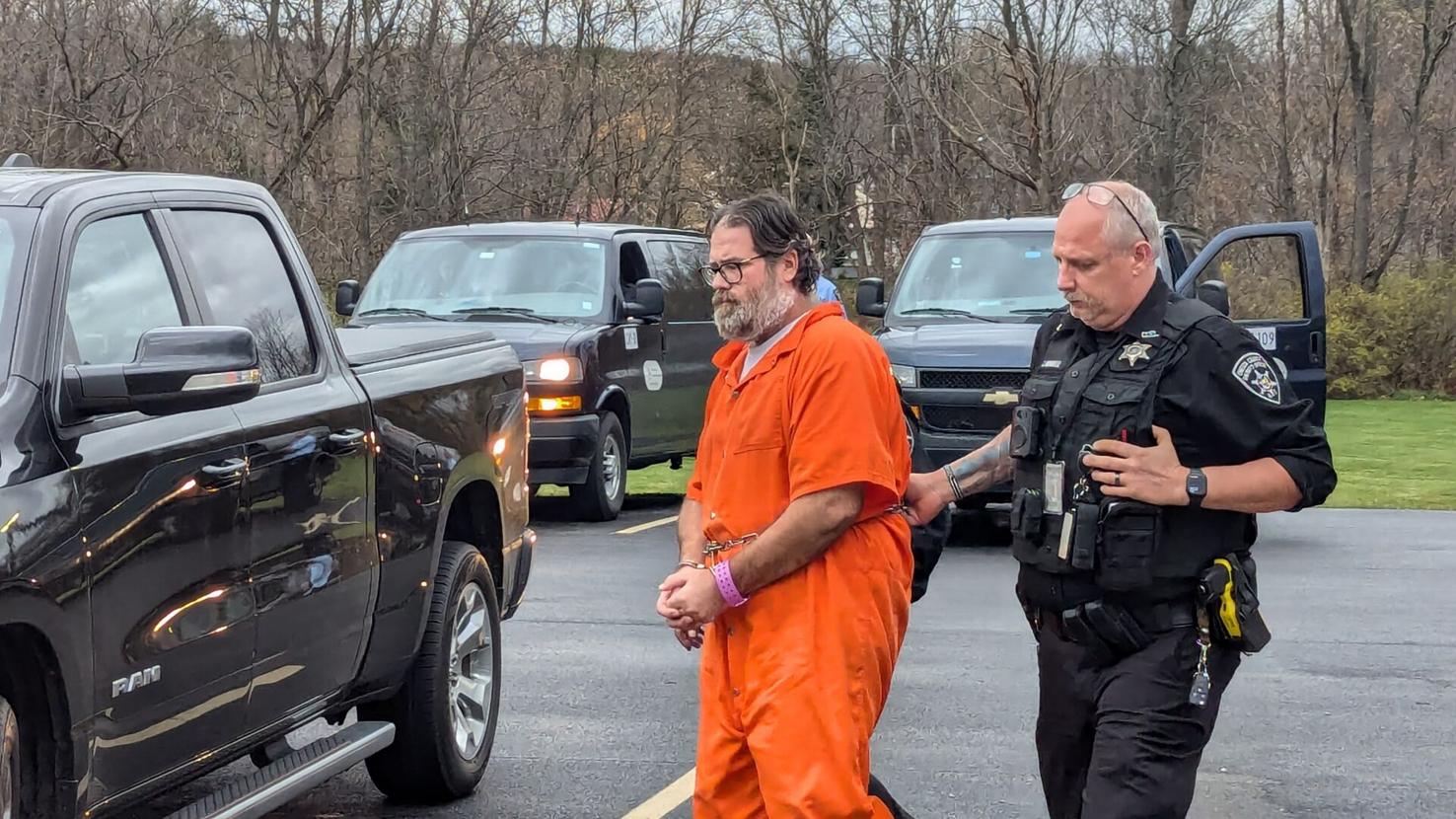 Case adjourned in Columbus Elementary Principal Elizabeth Gerling ...