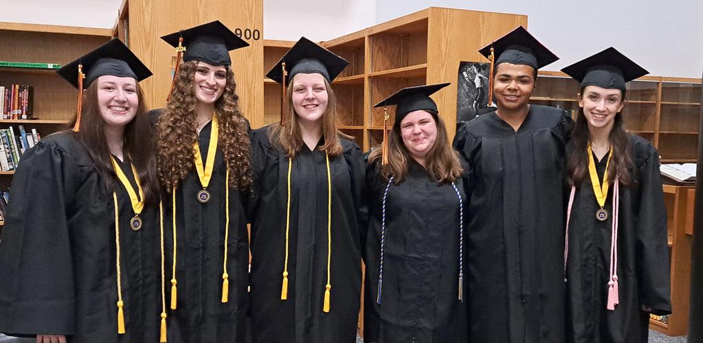 Remsen Jr.-Sr High School celebrates grads | | romesentinel.com