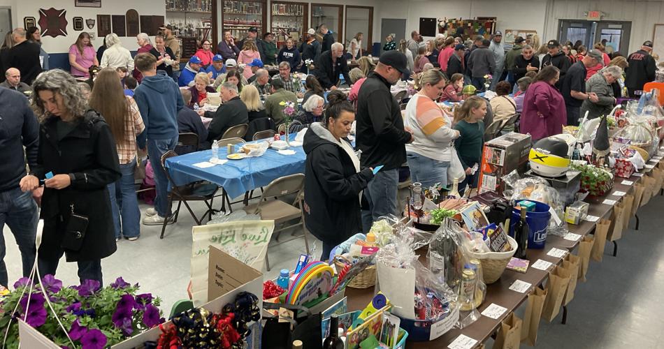 CONSTABLEVILLE NEWS: Alice Cooper Still Shreds, and So Do Our Streets ...