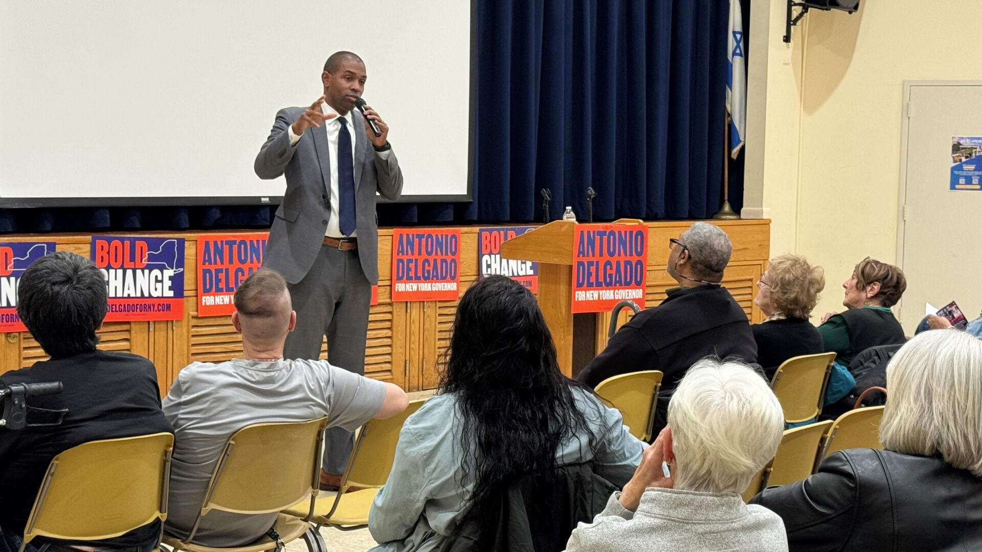 Delgado makes Utica stop in bid for Democratic nomination for governor ...