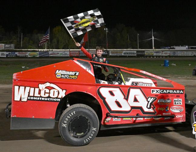 Yankowski and Talbot win on final night of Victoria Weekend | Sports ...