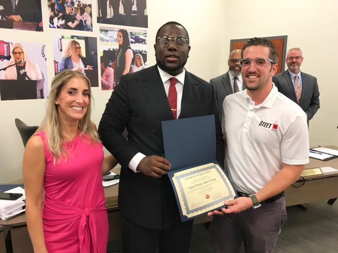 Utica school board honors late elementary principal | News | romesentinel.com