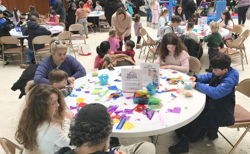 Art Alive! Family Day connects all ages with Munson in Utica | News ...