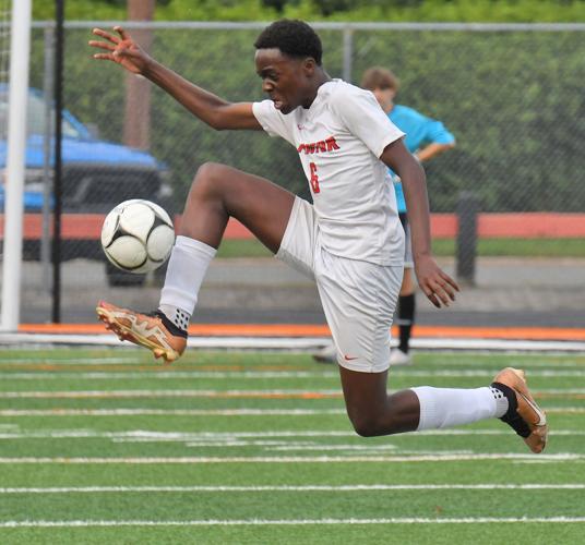 HIGH SCHOOL SPORTS ROUNDUP: Raiders earn road win in boys soccer at RFA ...