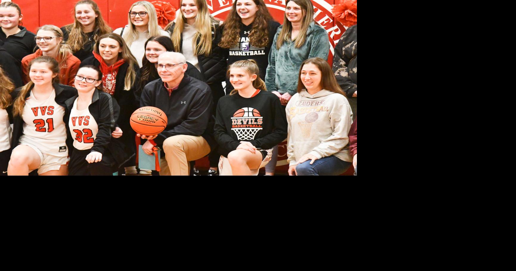 Longtime VVS coach, athletic official Randy Thomas honored as part of ...