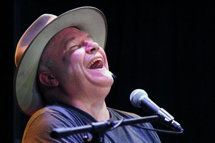 Unity Hall presents Quatro, Aberdeen in concert in Barneveld | Music ...