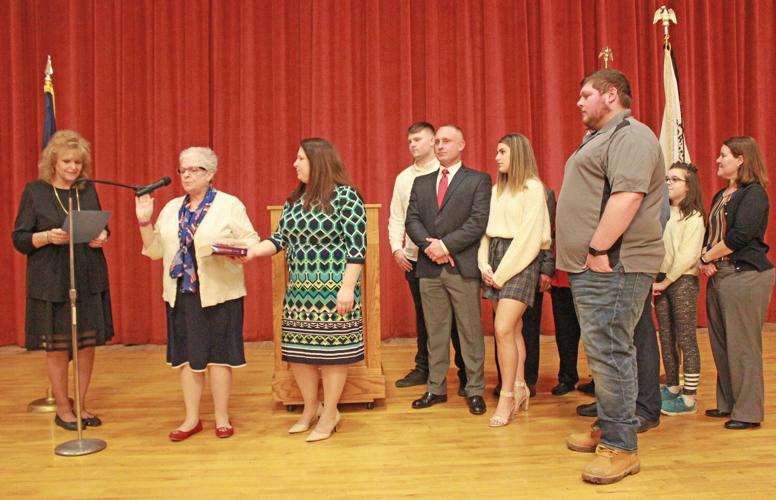 New ‘team’ sworn in at Oneida ceremony | Oneida | romesentinel.com